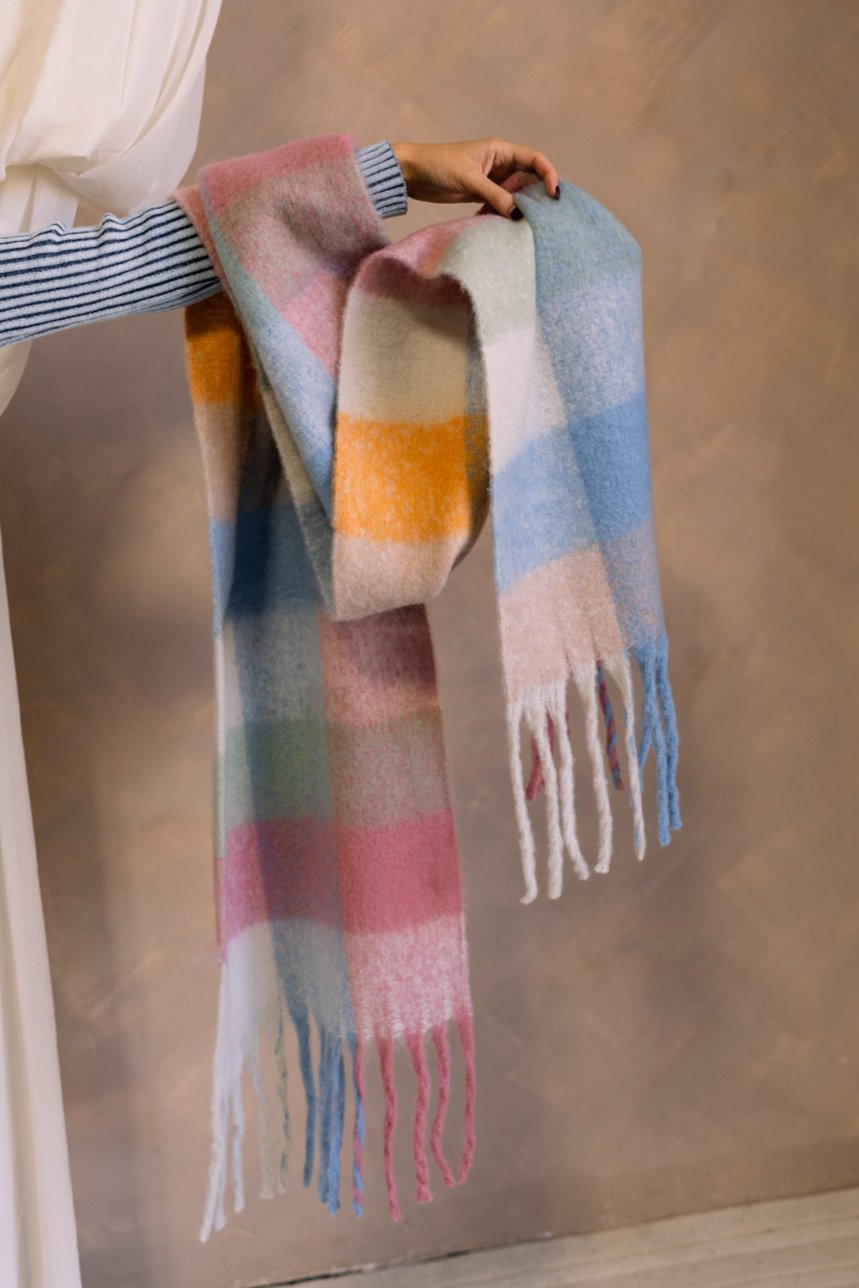 Maren Plaid Fringe Scarf - Lizard Thicket