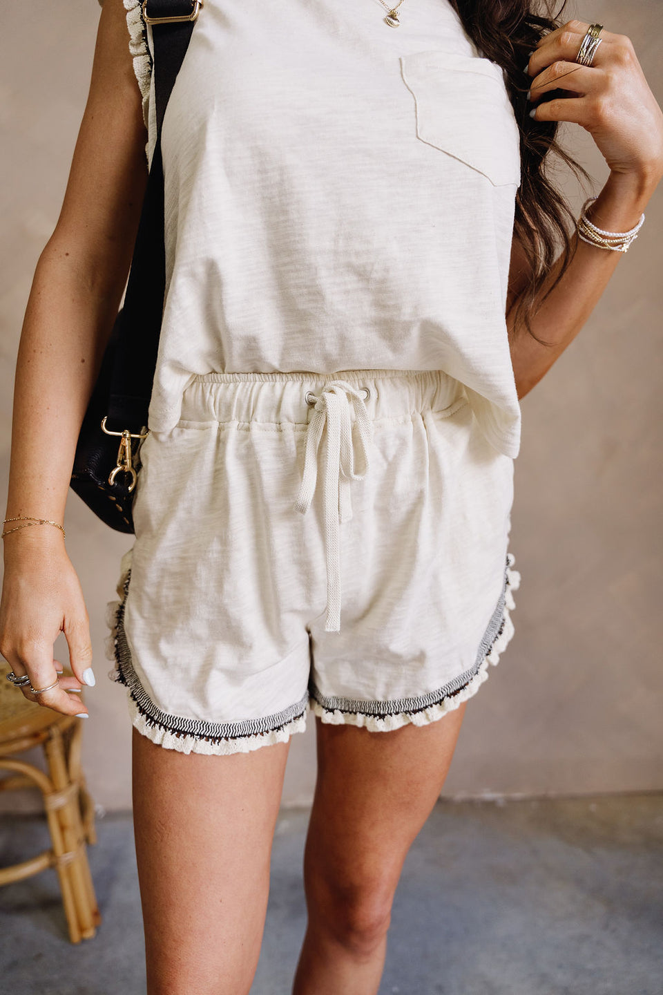 Everly Beige & Black Ruffle Shorts - L - Lizard Thicket